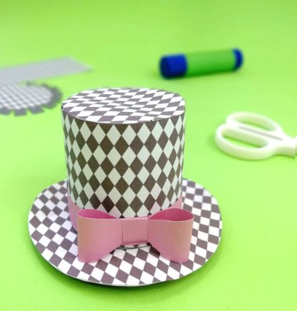 Mini top hats printables: Mini top hat templates. Wear one today!